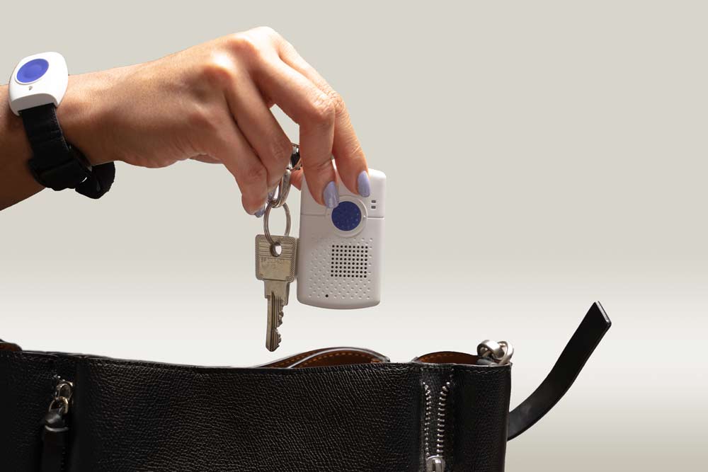 Kombi-Notruf für zuhause und unterwegs - easierLife